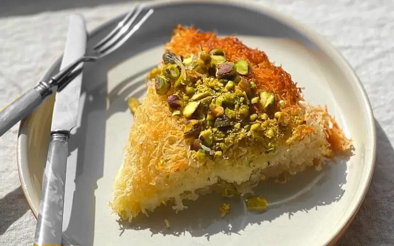 Knafe Árabe: Historia, Ingredientes y el Arte de Maridarlo – RedBakery
